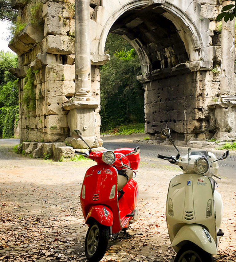 Vintage Vespa Tour: Discover Rome with a a Vintage Vespa Tour